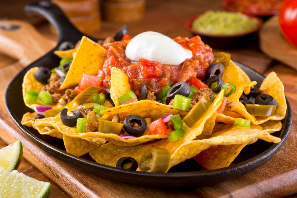 Chili-Cheese Nachos, un clásico mejicano – COMMEMEMUCHO