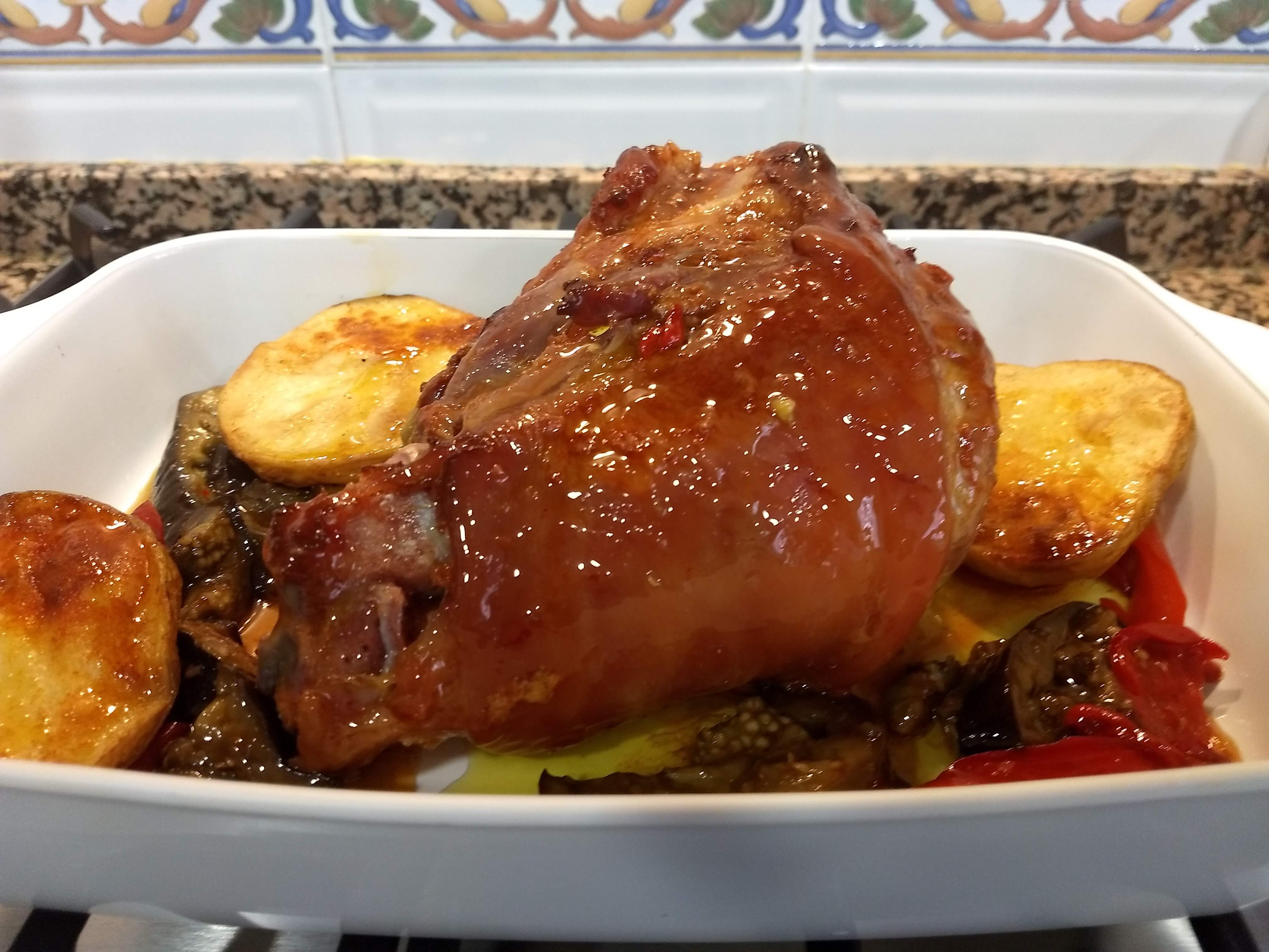 Codillo de cerdo al horno – COMMEMEMUCHO